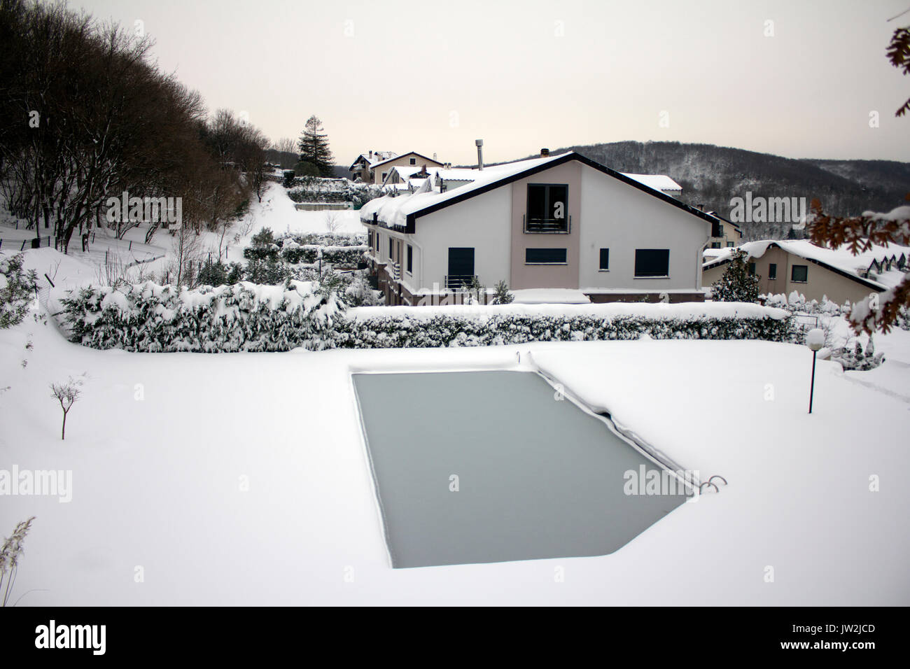 Open pool in winter hi-res stock photography and images - Alamy