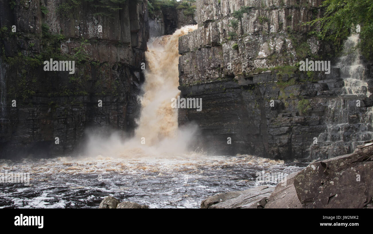 Waterfall county durham hi-res stock photography and images - Alamy