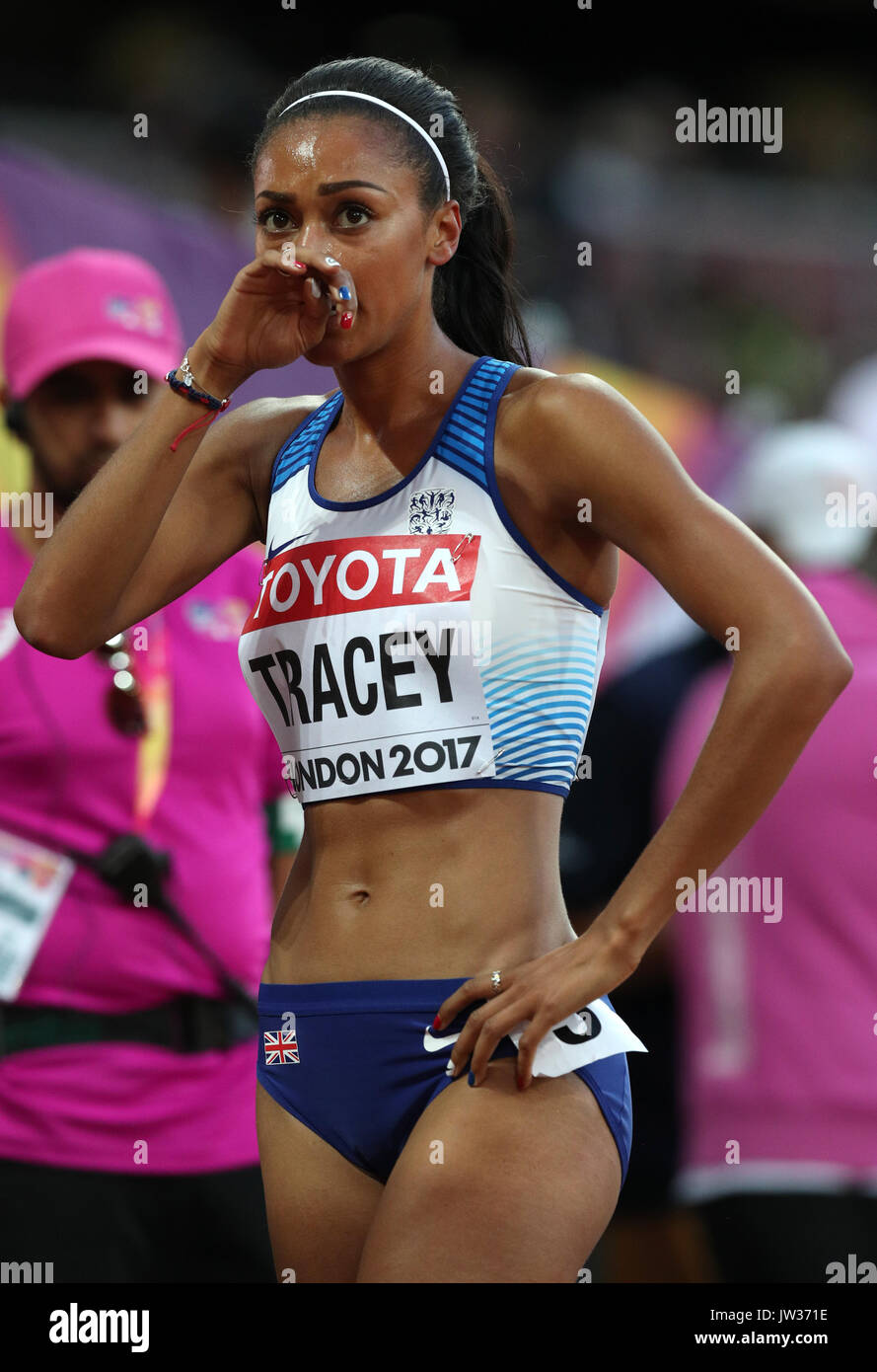 Great Britain's Adelle Tracey awaits qualification results the Women's ...