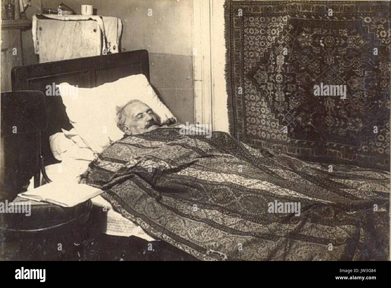 On deathbed hi-res stock photography and images - Alamy