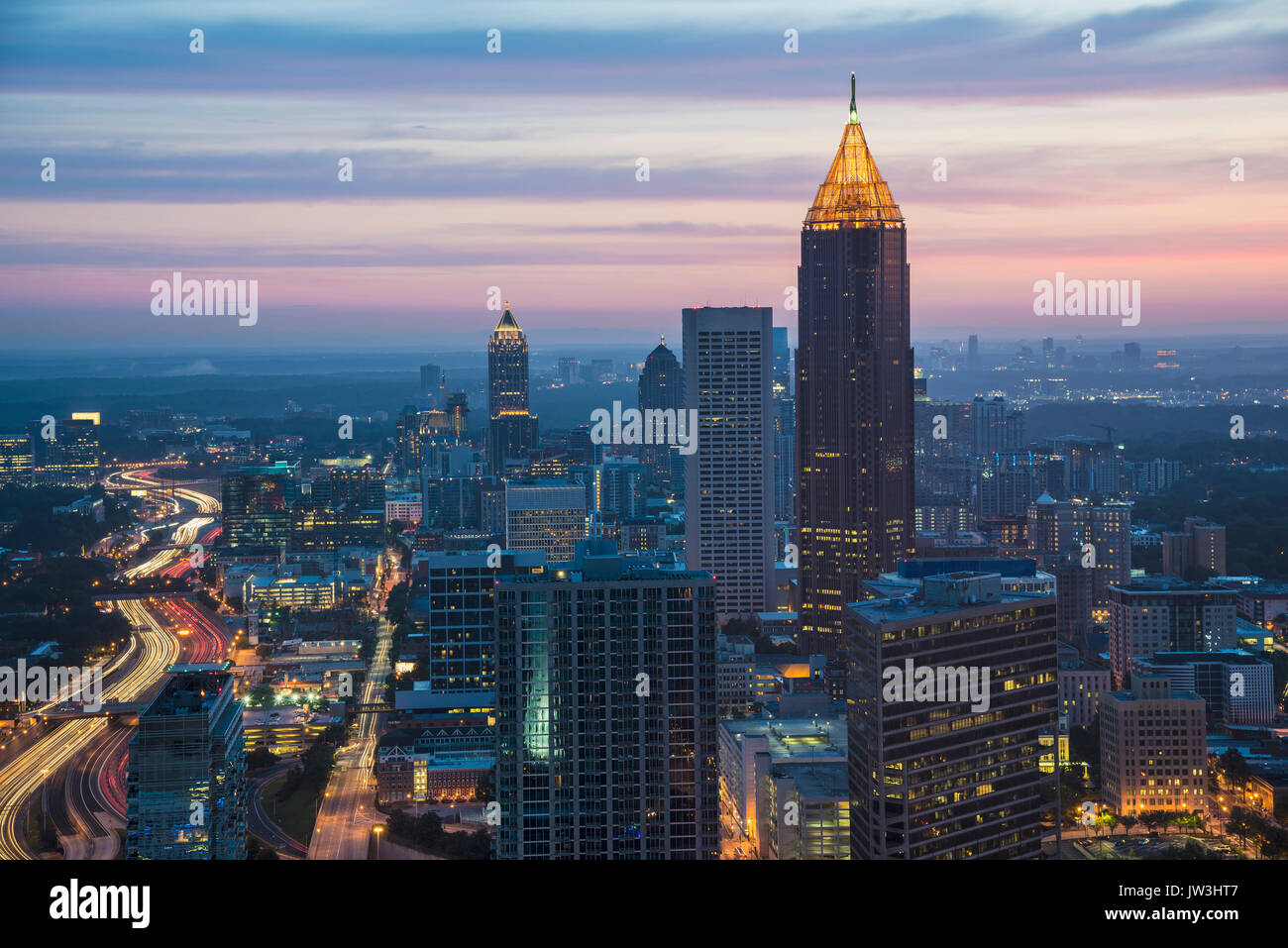 Dawn skyscrapers hi-res stock photography and images - Alamy
