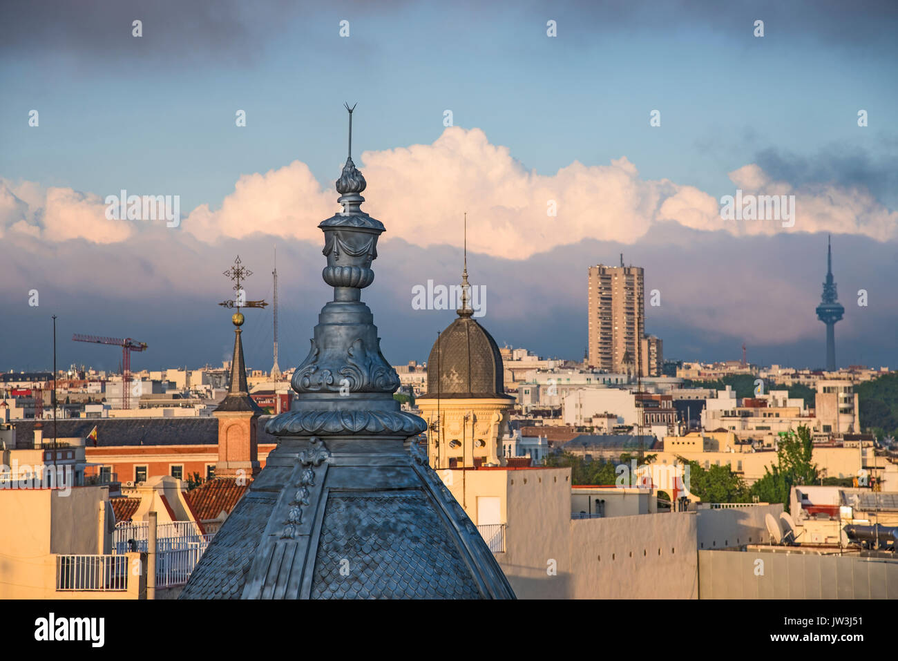 Community day of madrid hi-res stock photography and images - Alamy