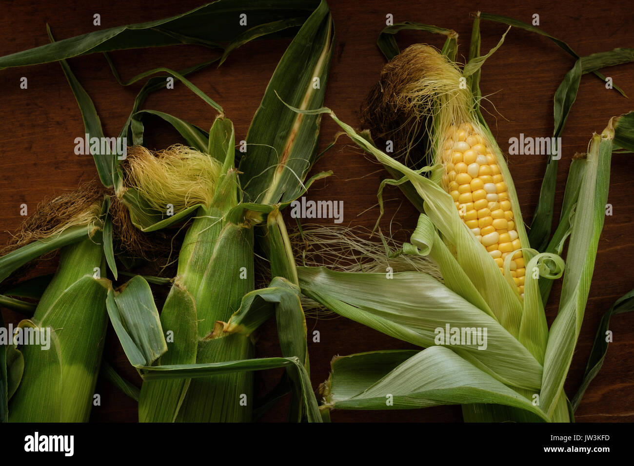 Three part wooden hi-res stock photography and images - Alamy