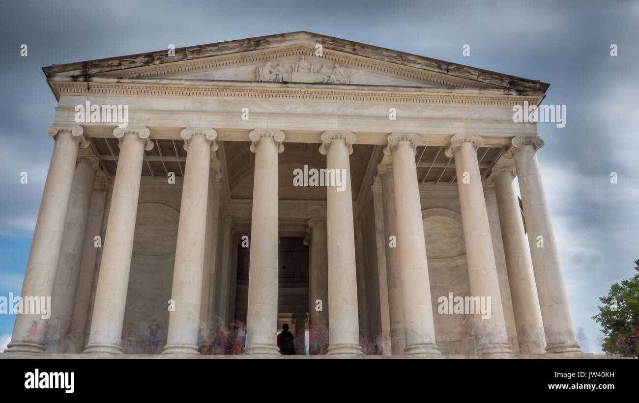 Entrance of the George Washingtons Monument Stock Photo - Alamy
