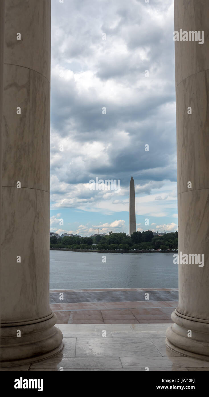 George washington statue rotunda hi-res stock photography and images ...