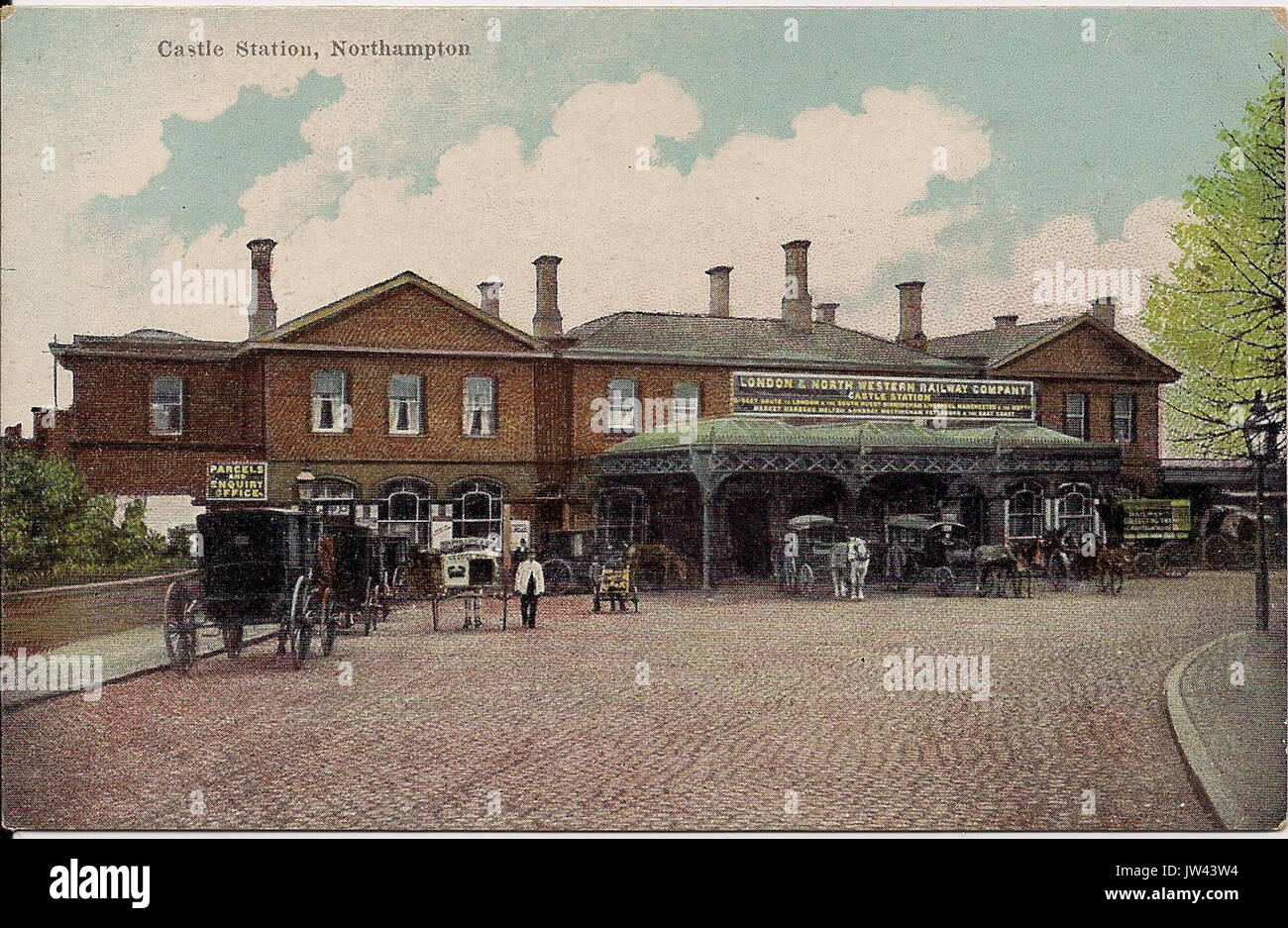 Northampton Castle railway station 2 Stock Photo - Alamy