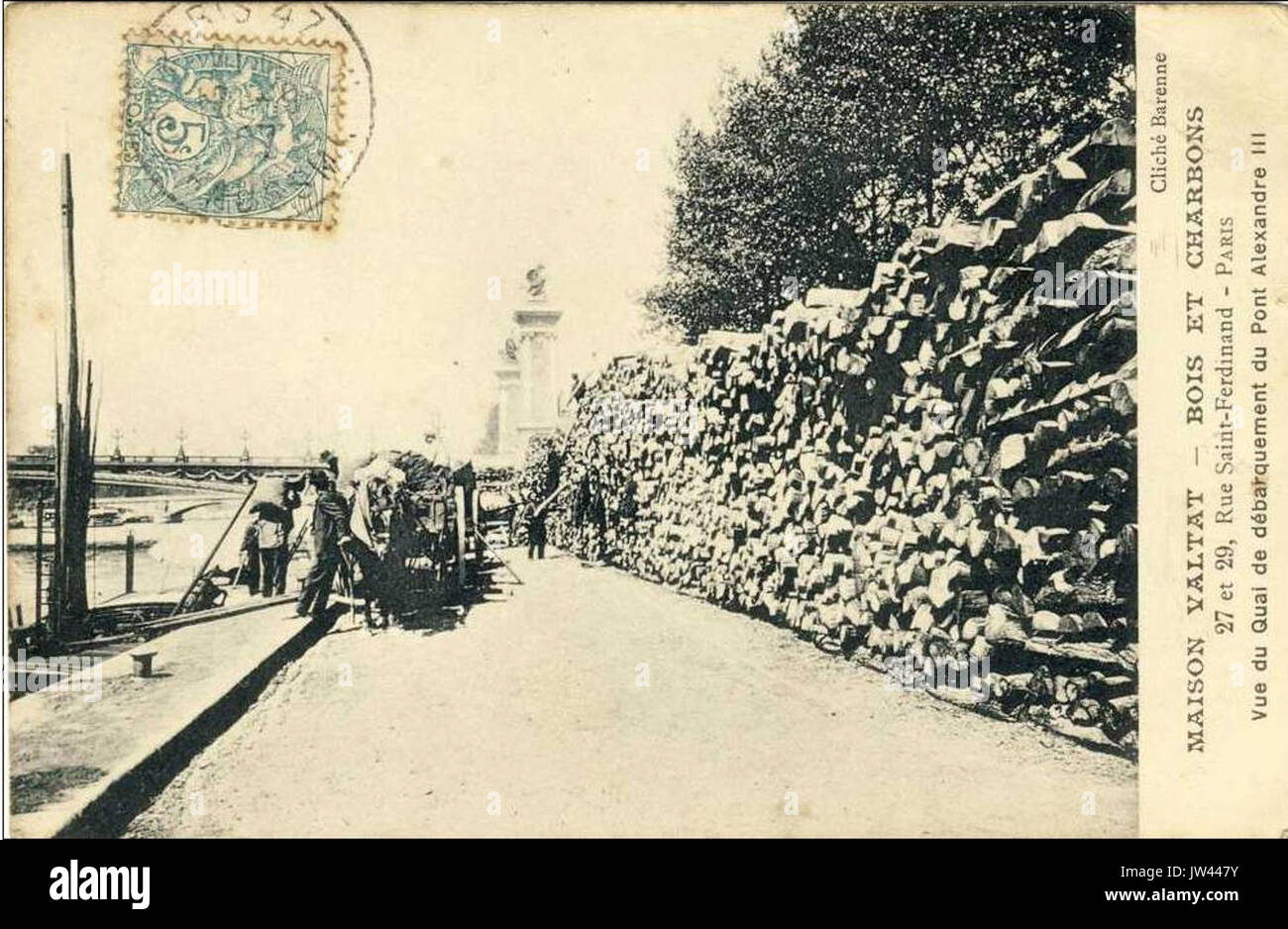 Bois pont Alexandre III Stock Photo - Alamy