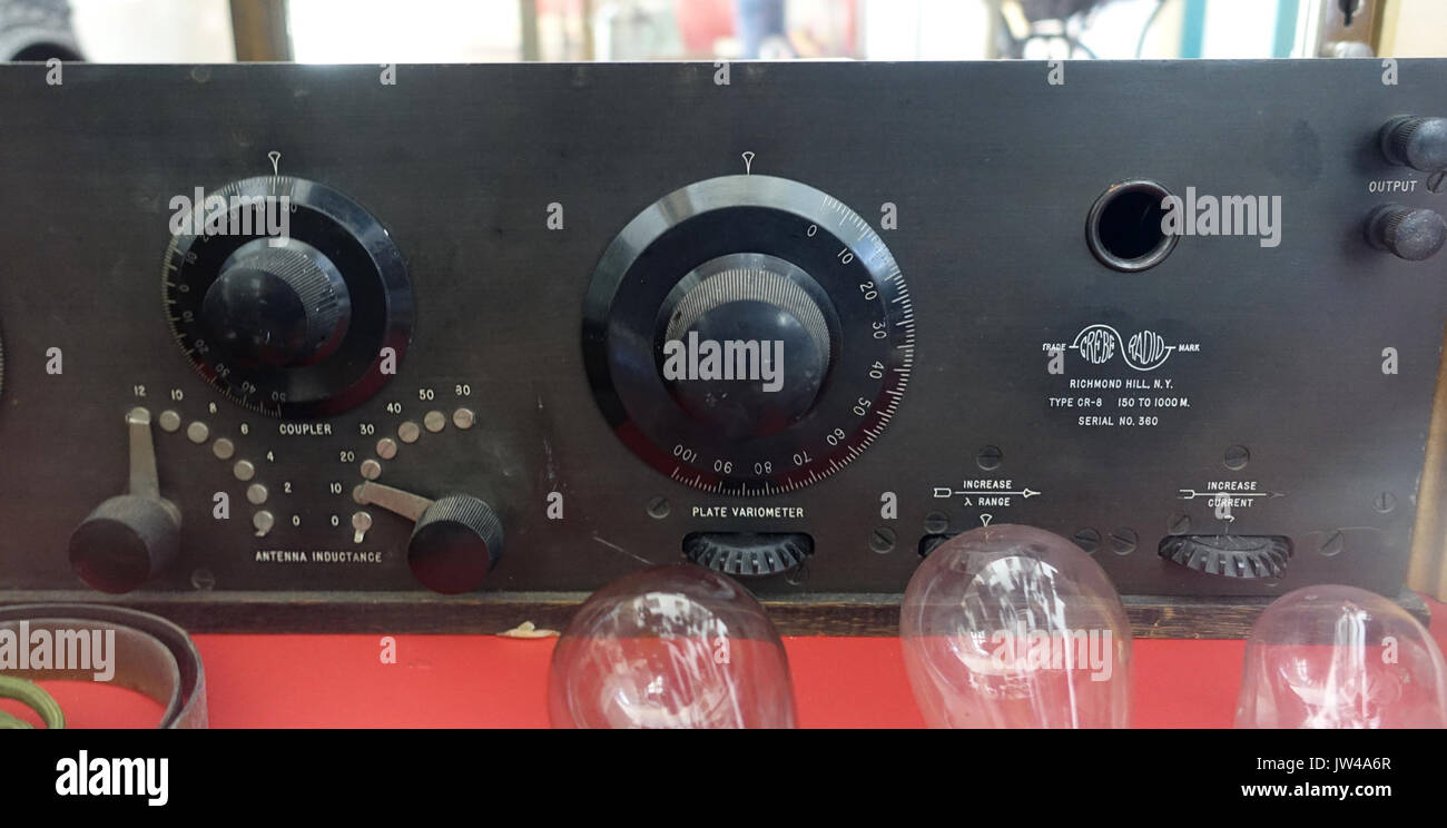 Grebe Model CR8 radio receiver, 1922 Bennington Museum Bennington, VT ...