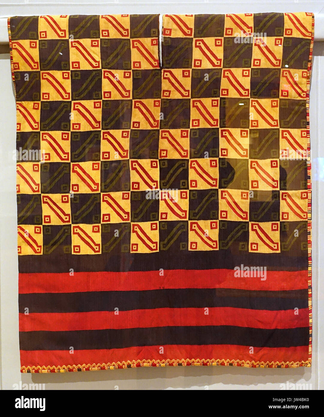 Man's tunic, Peru, Inca style, c 1410 1532 AD, camelid hair Textile ...