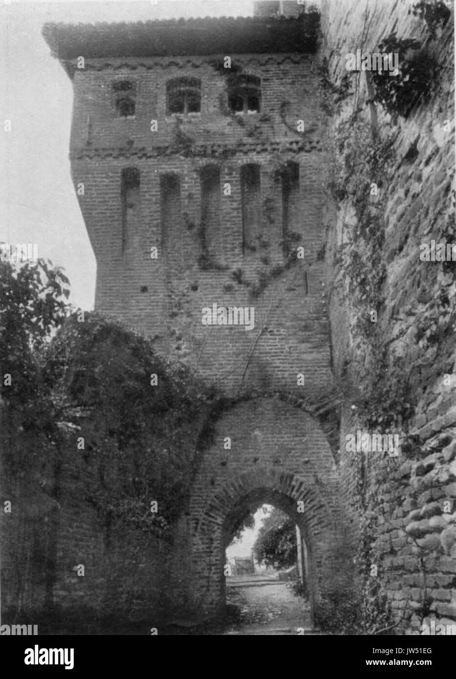 Porta castello Black and White Stock Photos & Images - Alamy