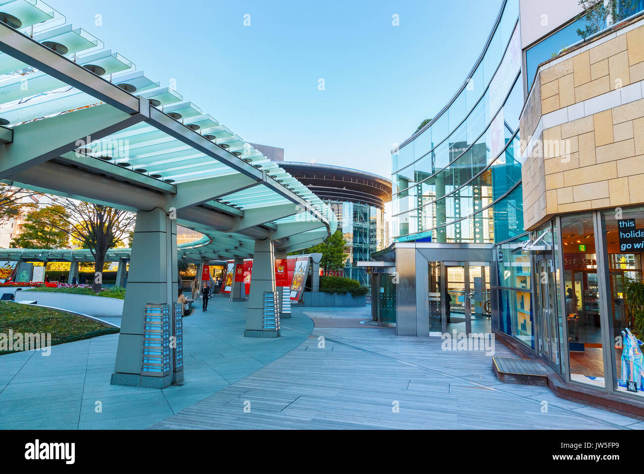 Mori building hi-res stock photography and images - Alamy