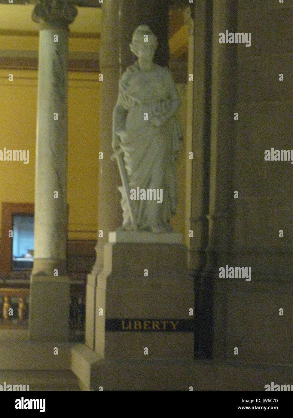 Liberty sculpture Front (2 Stock Photo - Alamy