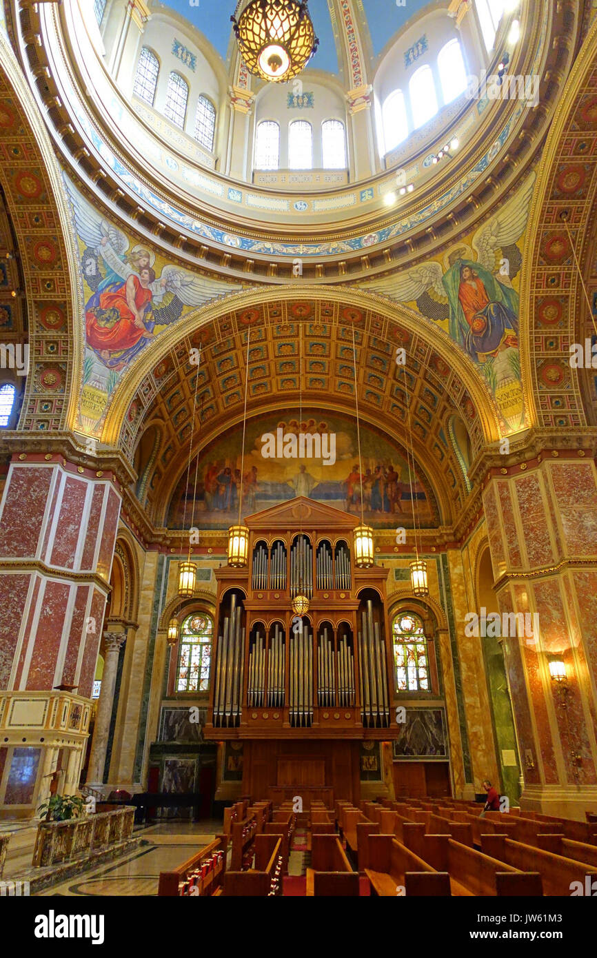 Matthew the apostle hi-res stock photography and images - Alamy