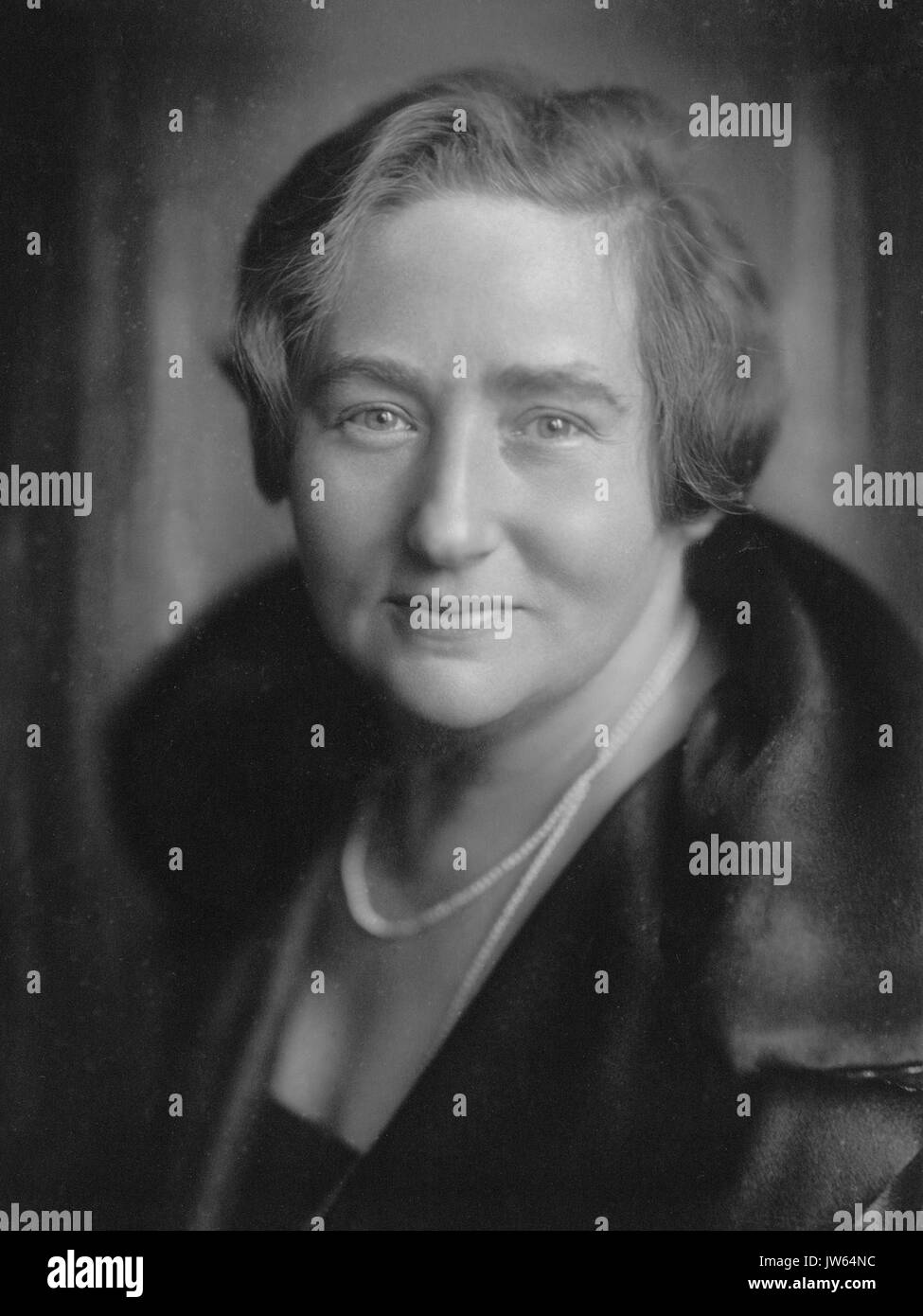 Betsy Culp (1925 Stock Photo - Alamy