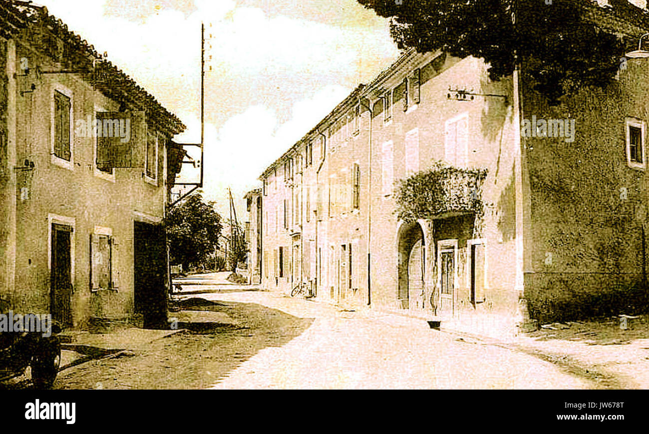 Mormoiron hi-res stock photography and images - Alamy