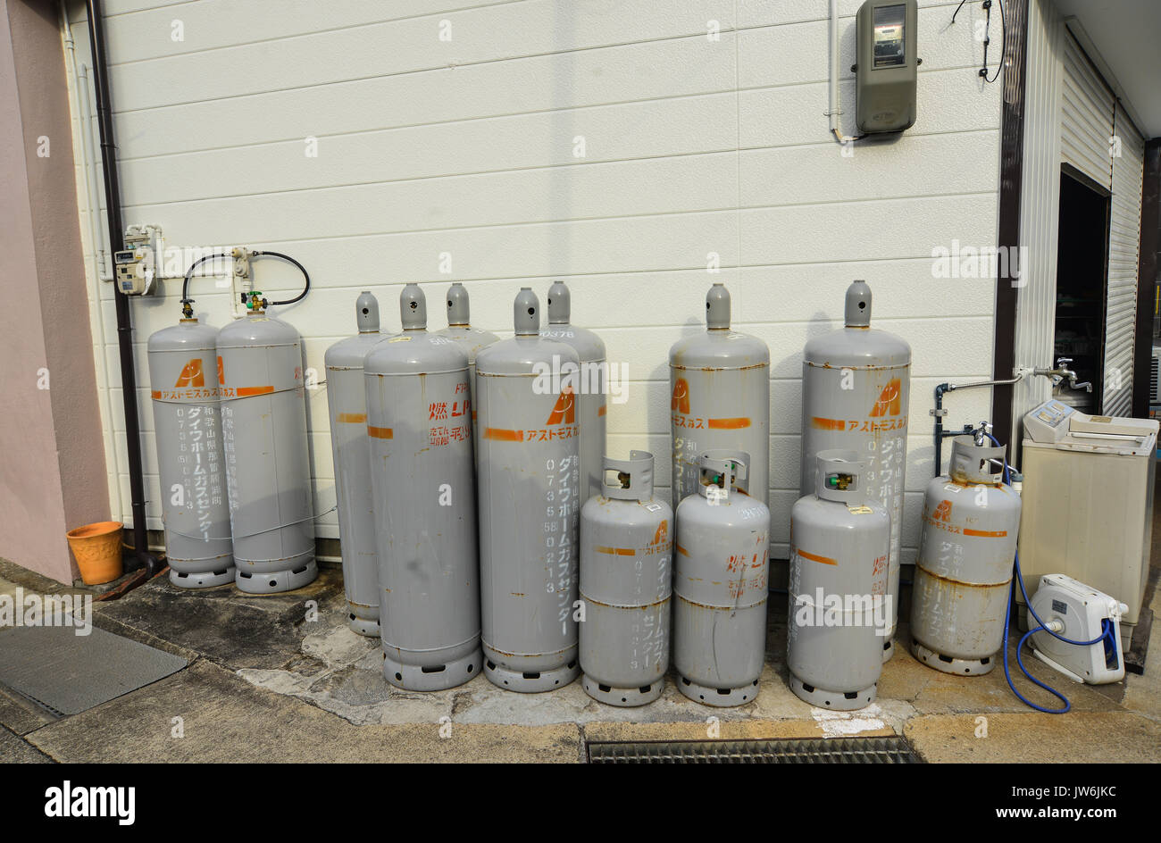 Lpg cooking gas tank cylinders hi-res stock photography and images - Alamy