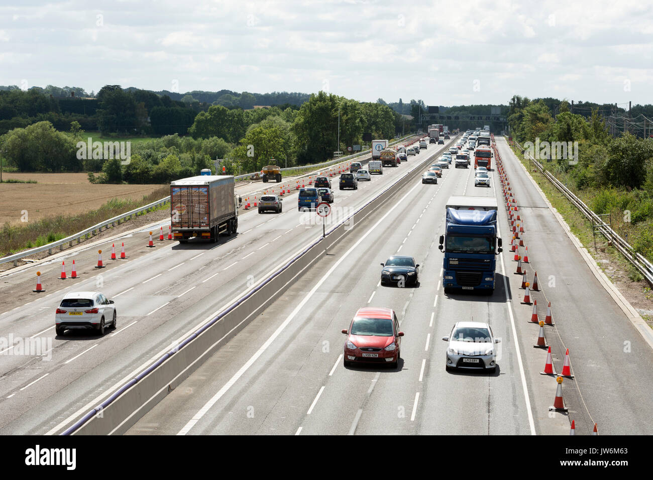 Motorway m1 uk hi-res stock photography and images - Alamy