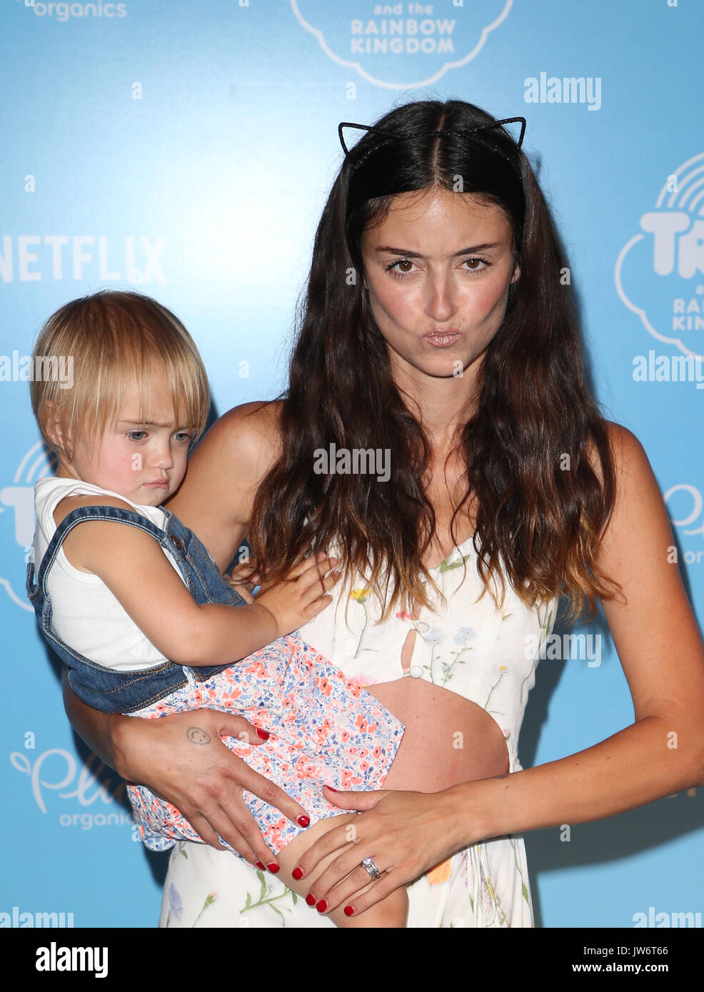 Los Angeles, Ca, USA. 10th Aug, 2017. Caroline D'Amore, Isabella Viking ...