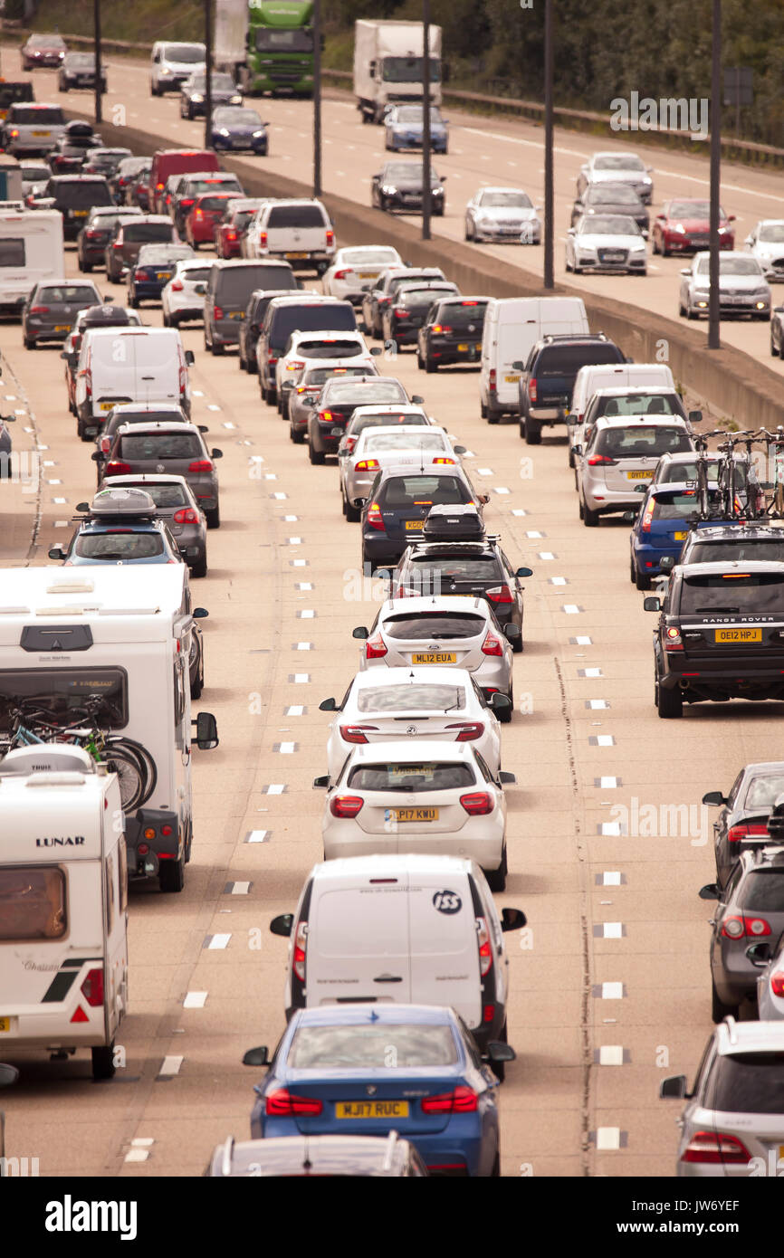 M25 cobham hi-res stock photography and images - Alamy