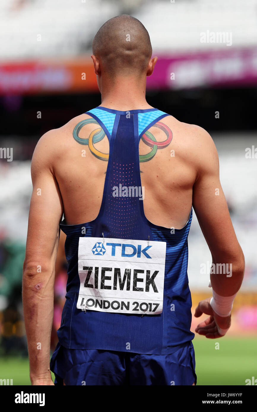 Back zach hi-res stock photography and images - Alamy