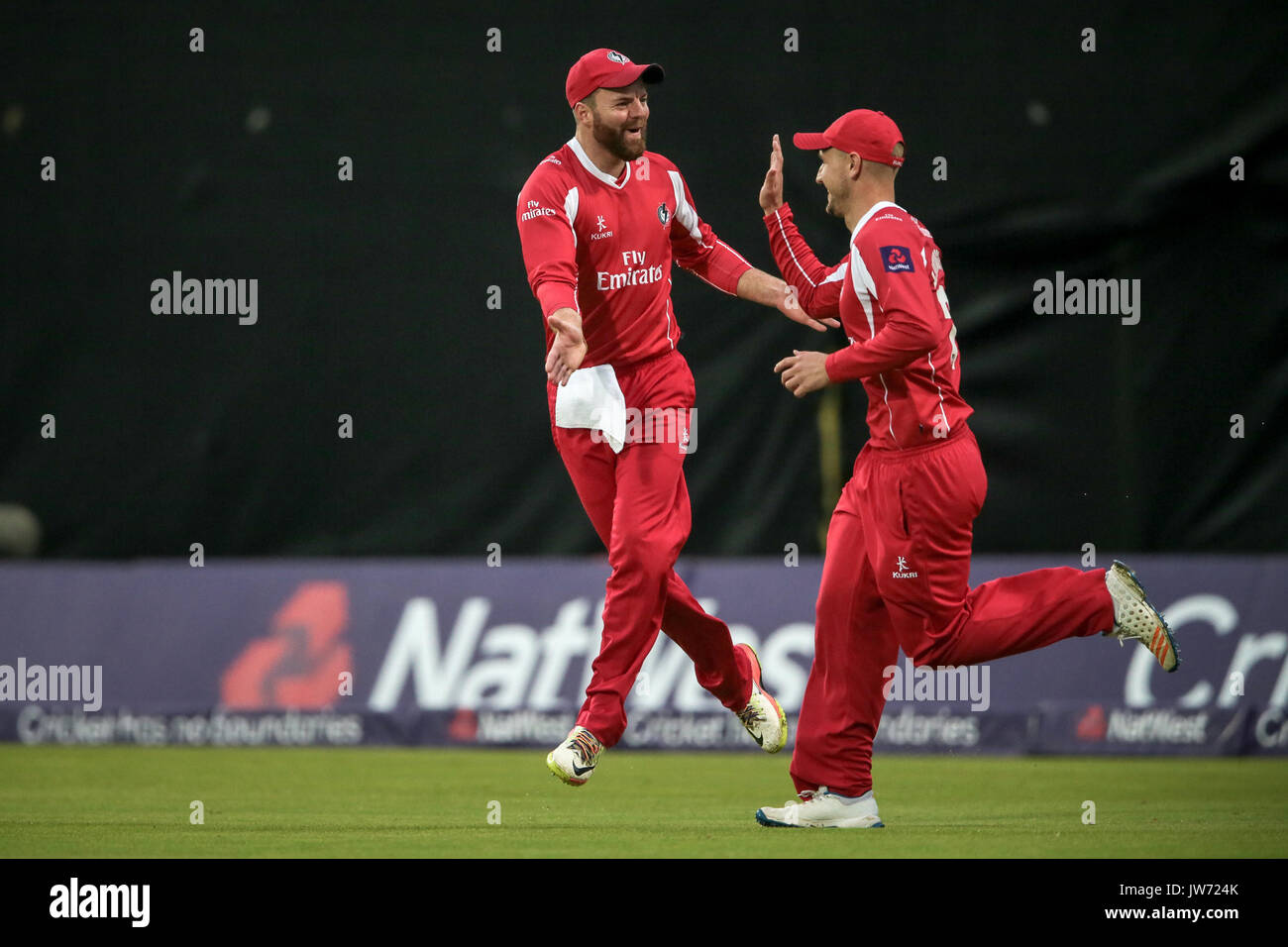 Leeds, UK. 11th Aug, 2017. Arron Lilley (Lancashire Lightning ...