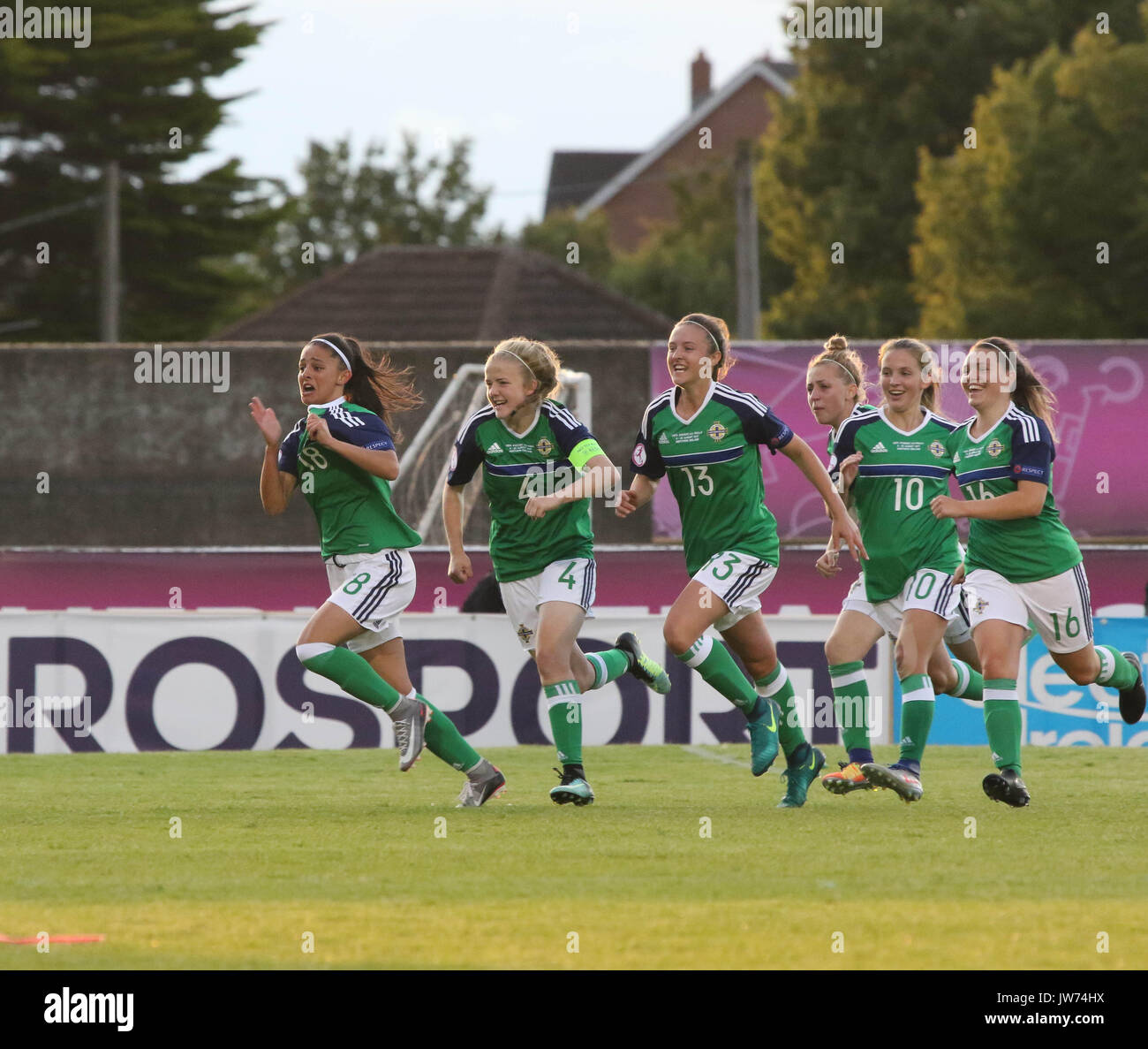 Louise mcdaniel footballer hi-res stock photography and images - Alamy