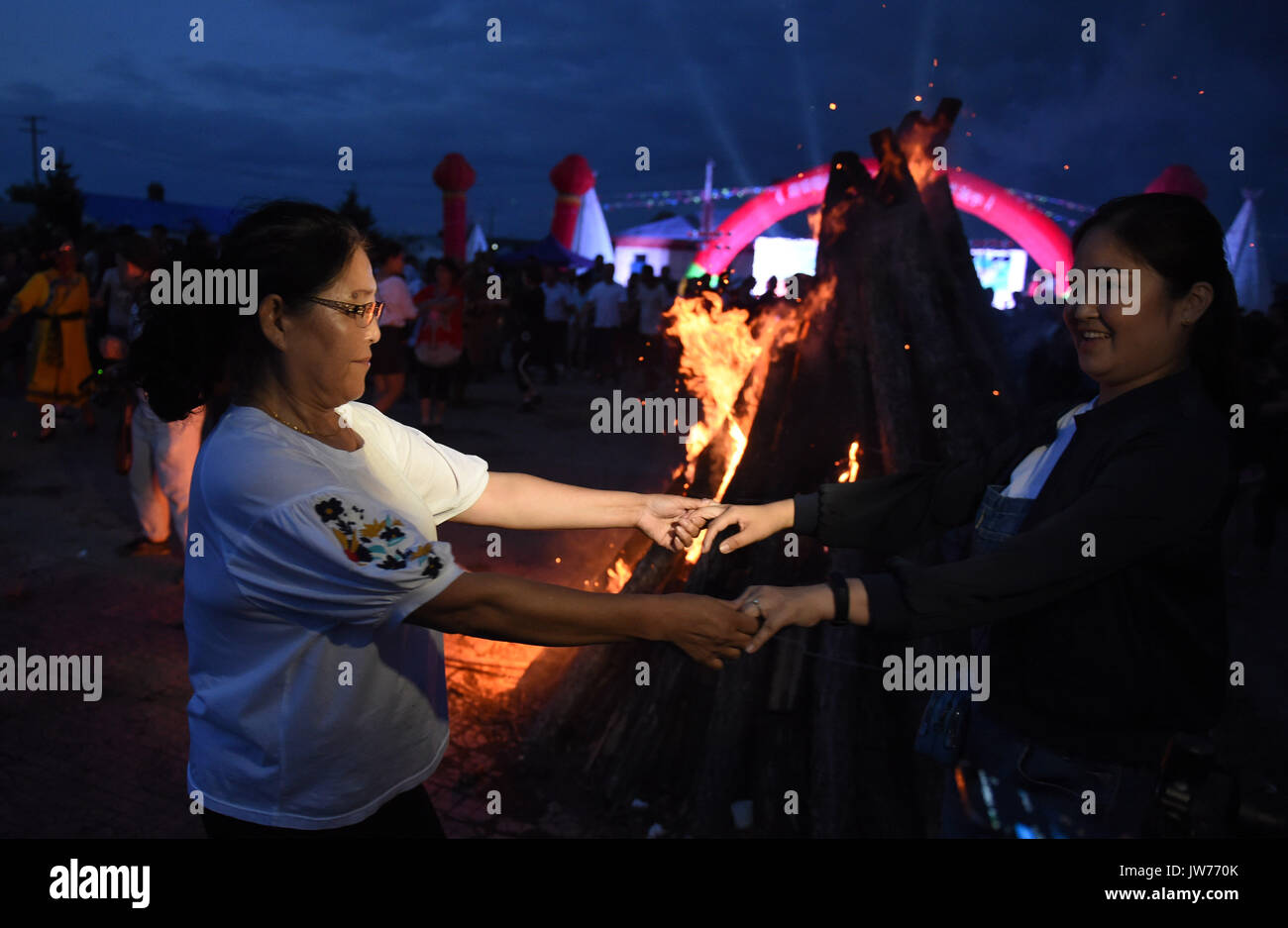 Oroqen people hi-res stock photography and images - Alamy