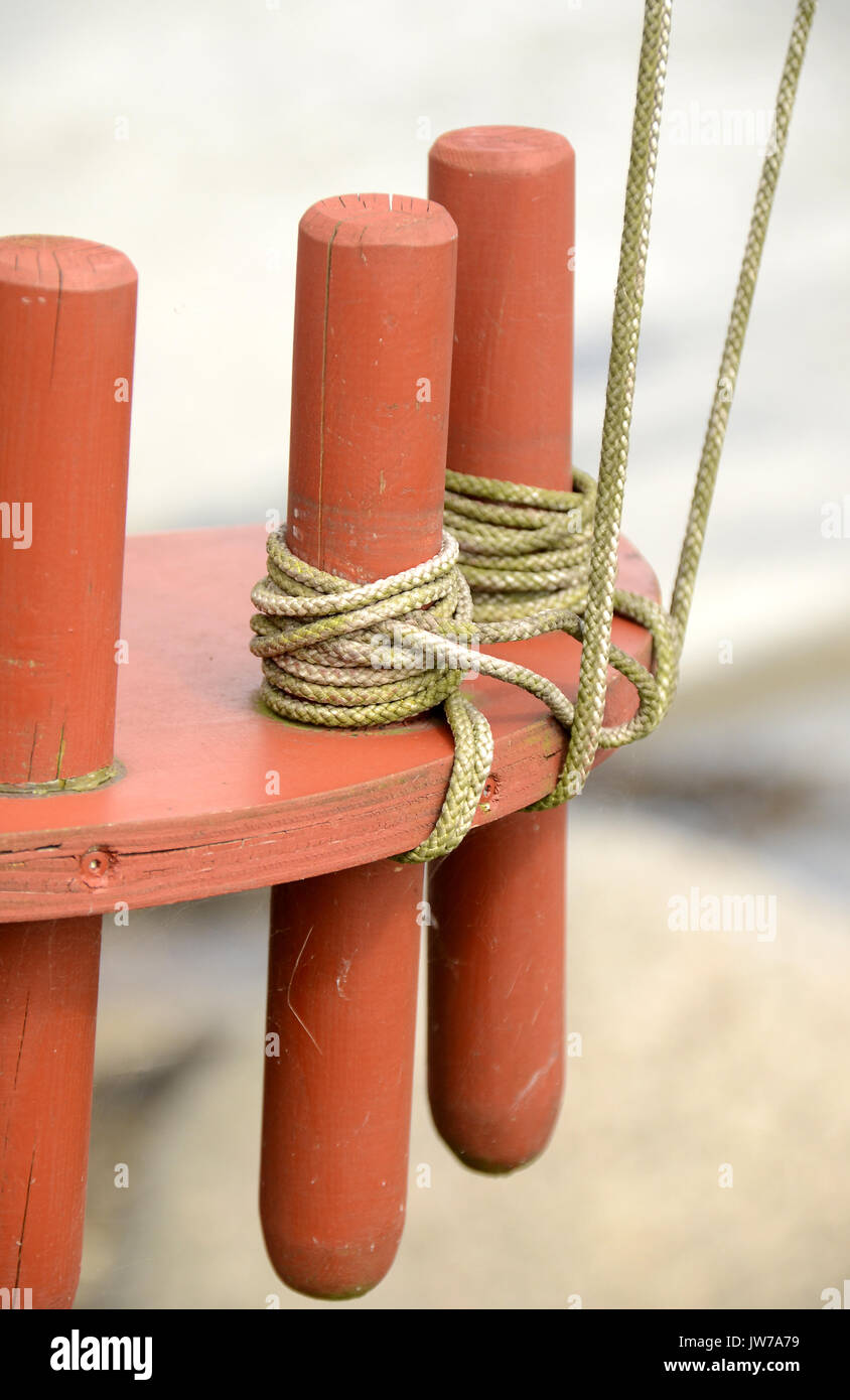 Mast poles hi-res stock photography and images - Alamy