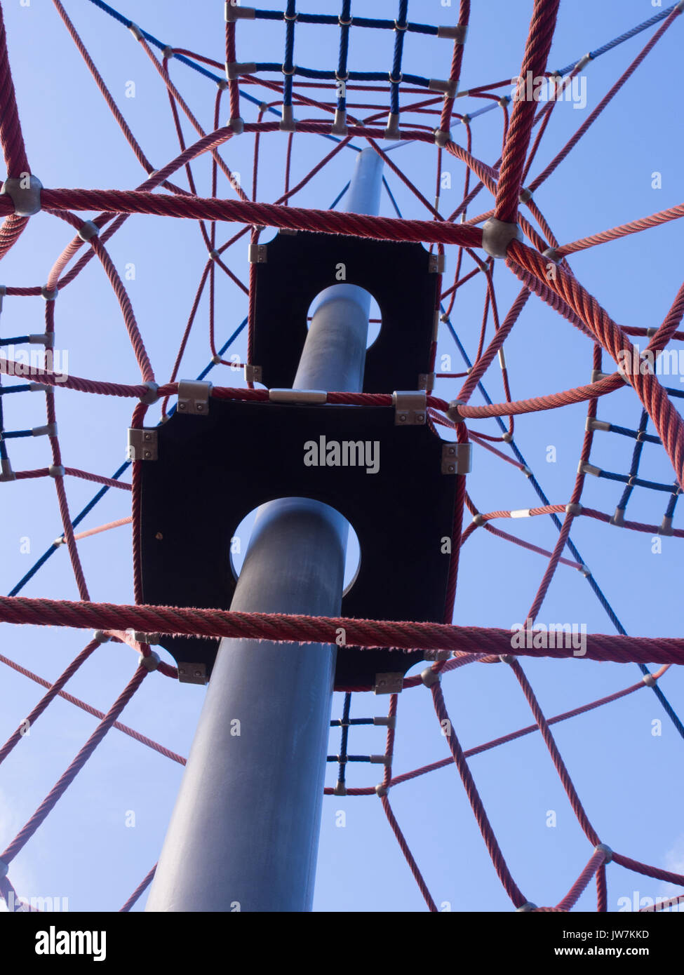 Rope climb hi-res stock photography and images - Alamy