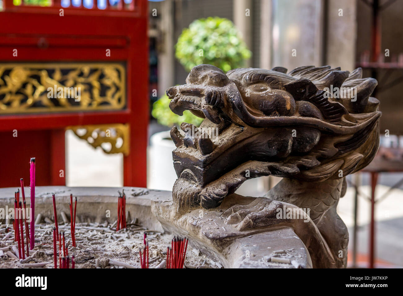 Dragon incense burner hi-res stock photography and images - Alamy