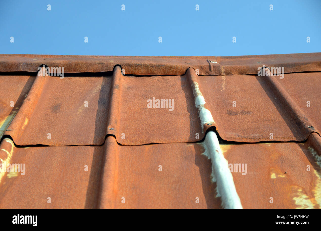 Rusty steel roof blue hi-res stock photography and images - Alamy