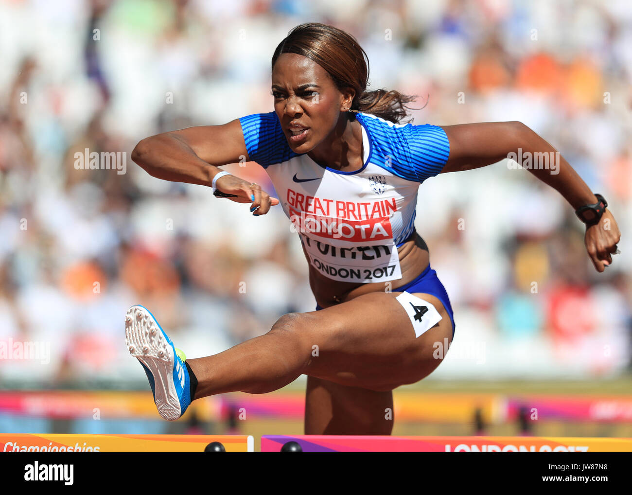 Womens m hurdles heats hi-res stock photography and images - Alamy