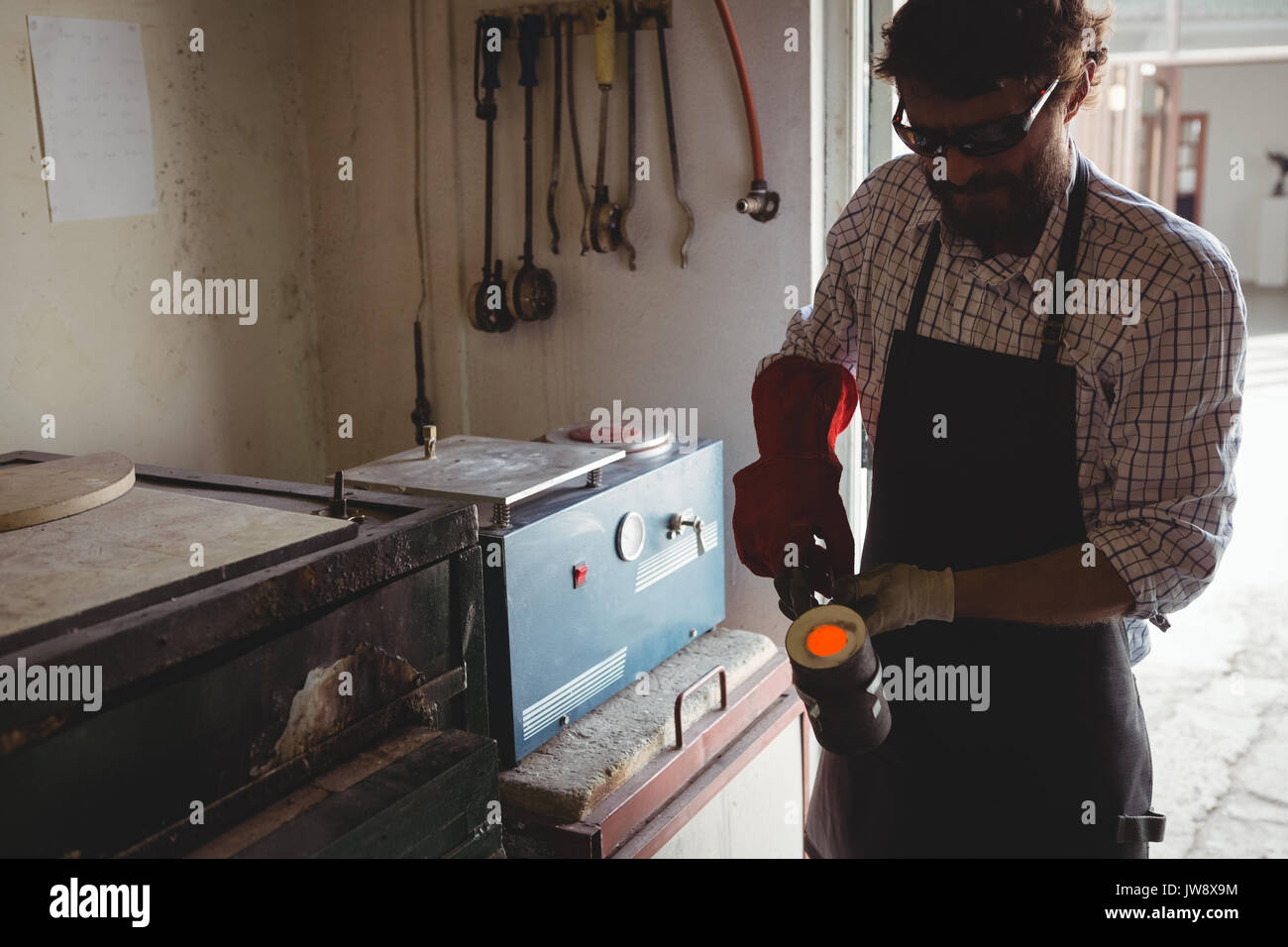 Melted metal hi-res stock photography and images - Alamy