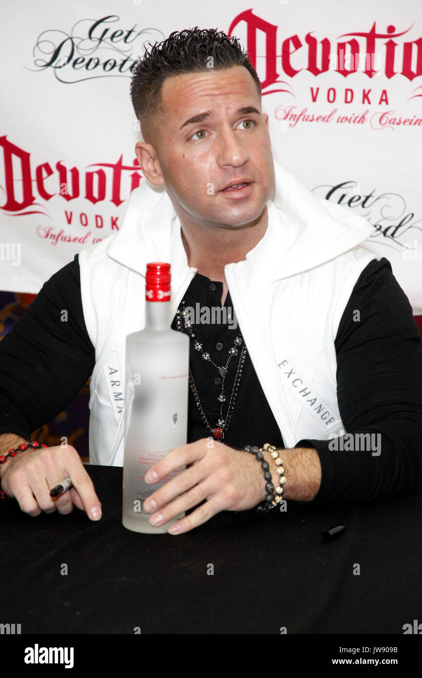 Mike The Situation Sorrentino pictured at a bottle signing for Devotion ...