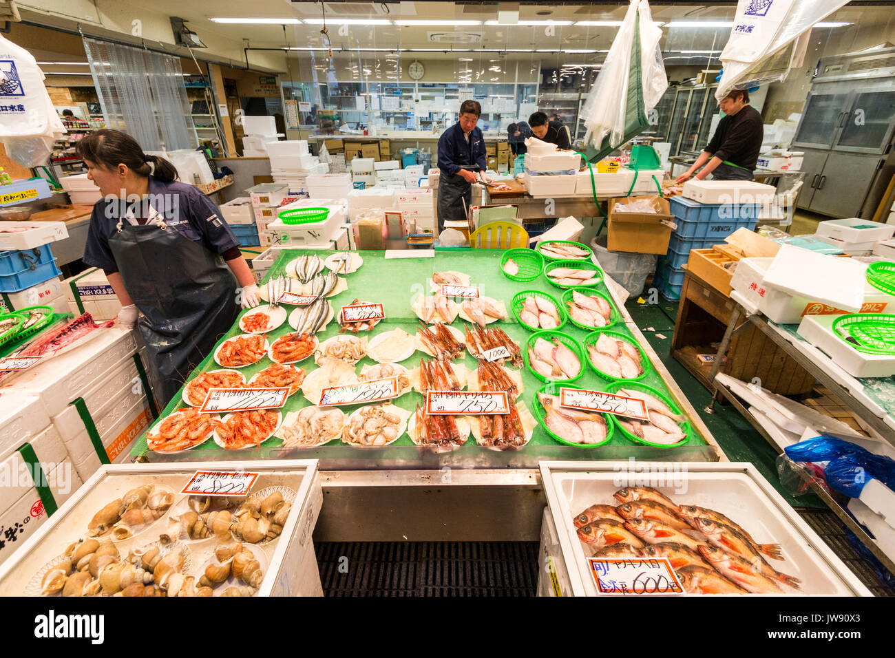 Fish monger hi-res stock photography and images - Alamy