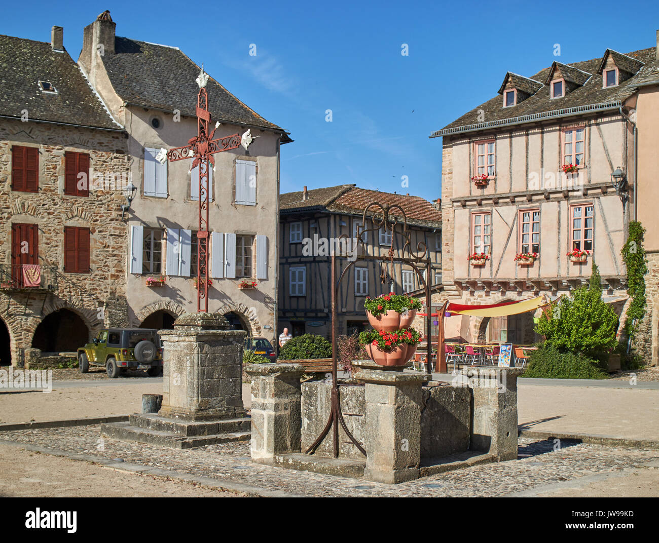 Sauveterre de rouergue hi-res stock photography and images - Alamy