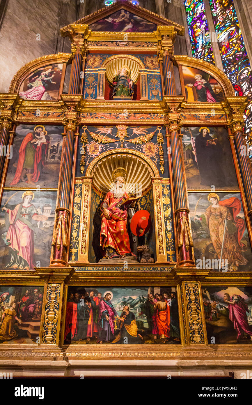 Gothic altar panel hi-res stock photography and images - Alamy