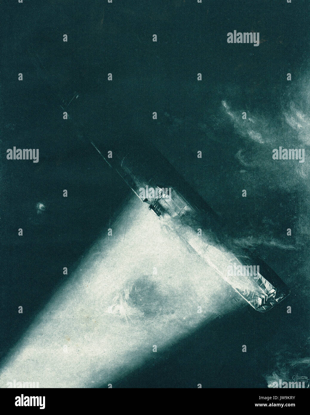 Zeppelin bombing hi-res stock photography and images - Alamy