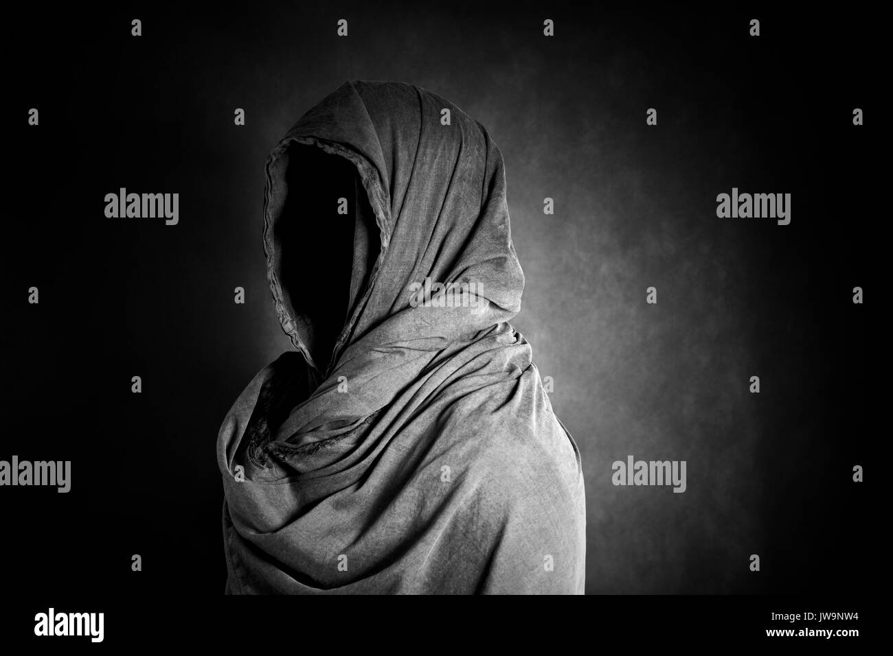 Ghostly figure hi-res stock photography and images - Alamy