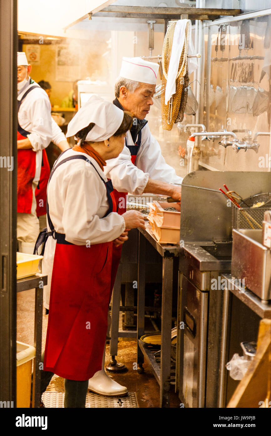 Washing fish hi-res stock photography and images - Alamy