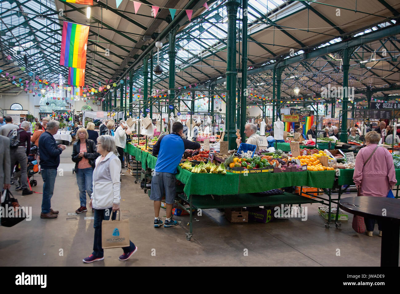 Victorian market stalls hi-res stock photography and images - Alamy