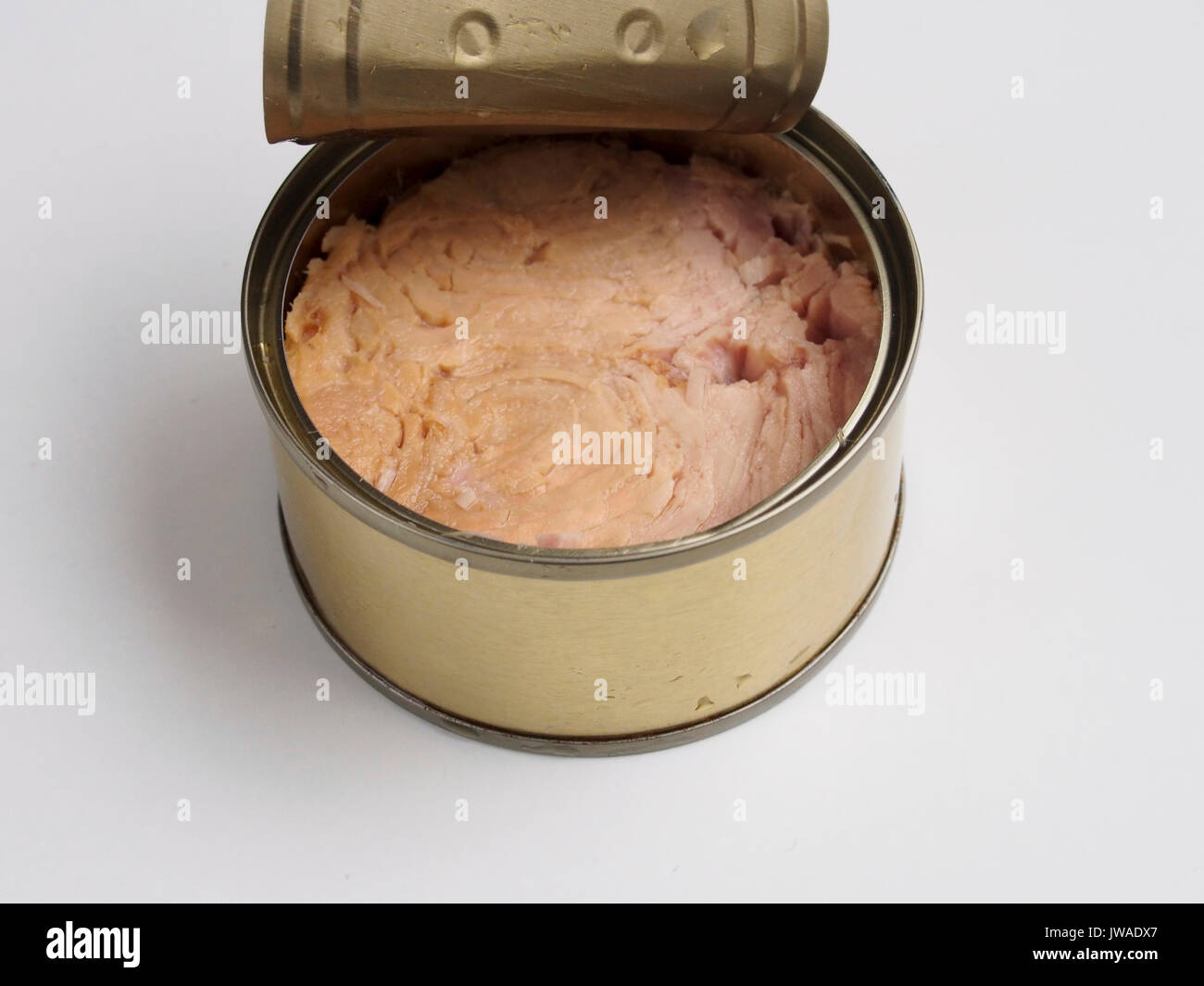 Tinned tuna water above hi-res stock photography and images - Alamy
