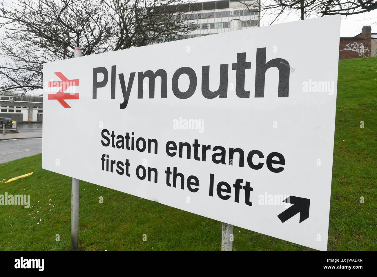 Plymouth station hi-res stock photography and images - Alamy