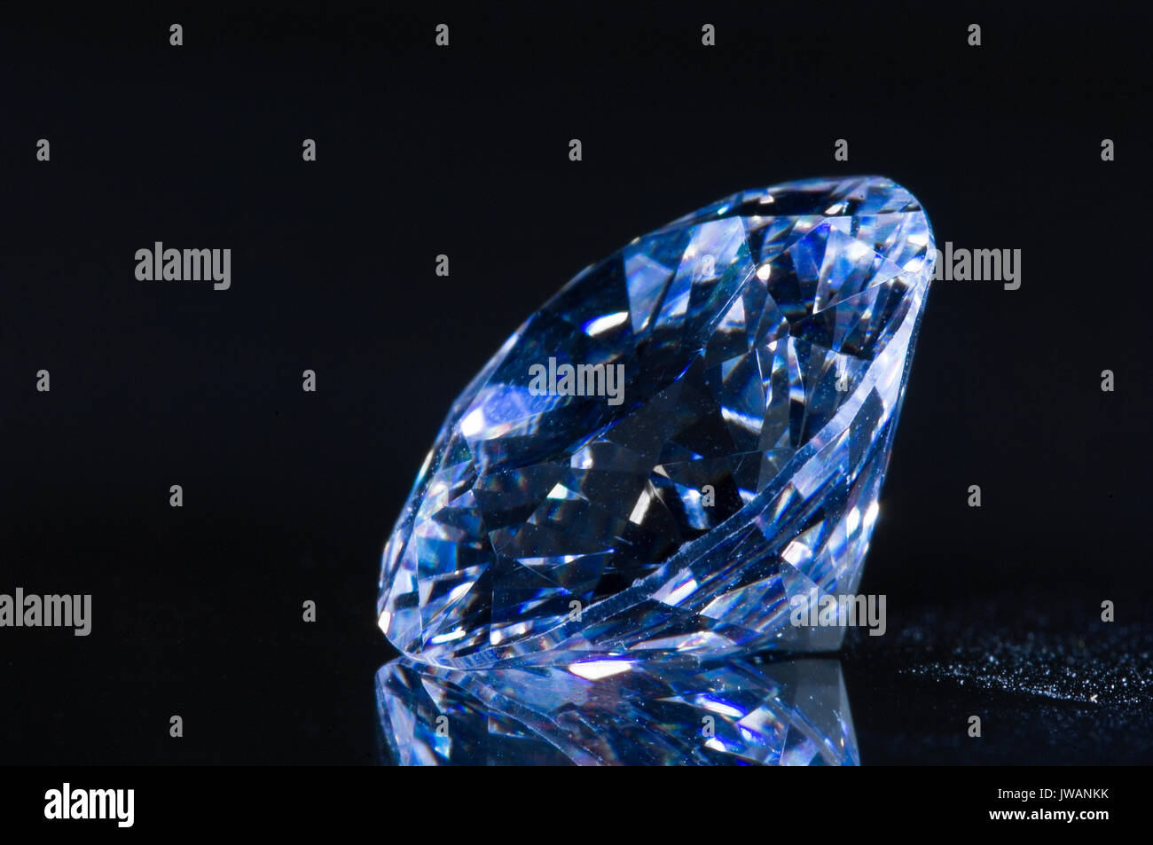 Jewellery gem luxery hi-res stock photography and images - Alamy