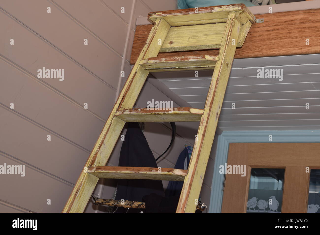 Damaged Ladder Stock Photos & Damaged Ladder Stock Images - Alamy