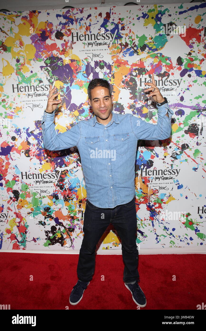 Hennessy Celebrates 2017 Hennessy Very Special Limited Edition bottle ...