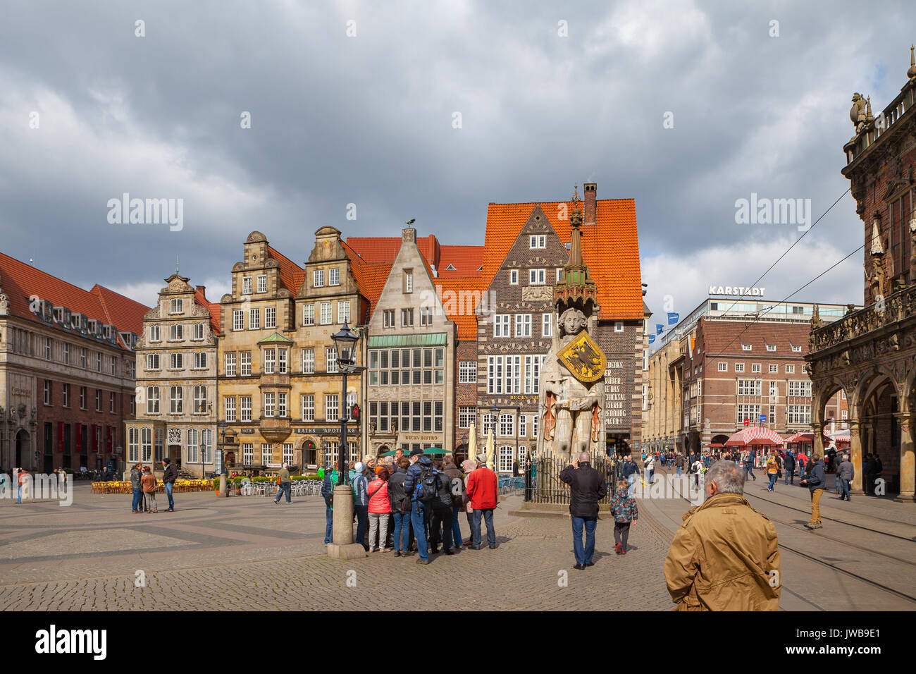 BREMEN, GERMANY - 16 APR 2016: Market Square with Town Hall and ...