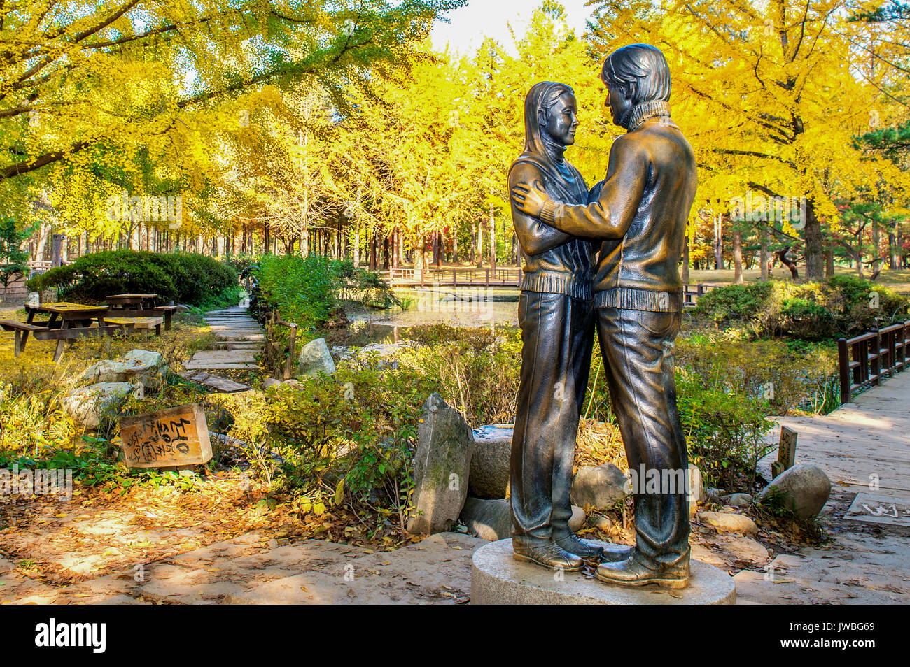 NAMI ISLAND,KOREA - OCT 25: The statue and Tourists taking photos of ...