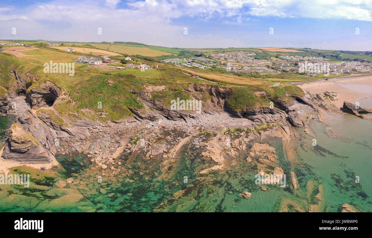 Little haven beach pembrokeshire hi-res stock photography and images ...