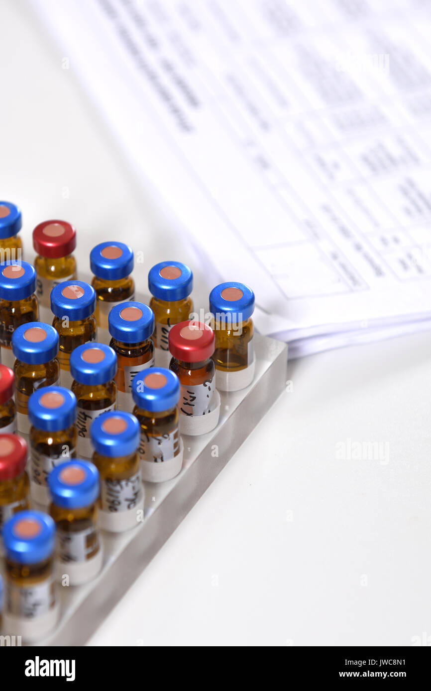 Sample bottles hi-res stock photography and images - Alamy